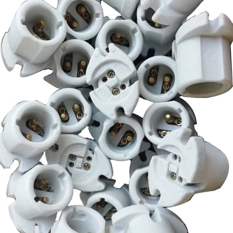 What is the Difference Between B22 and E27 Power Sockets?