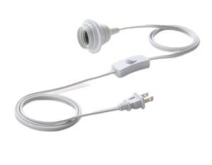 E26 Plastic Lamp Socket Cord Set with Plug and Switch